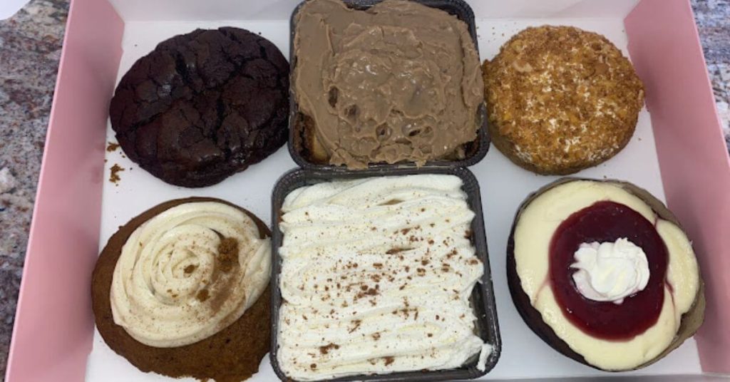 Crumbl Cookies Weekly Menu Prices (Up-to-Date) List USA 2025